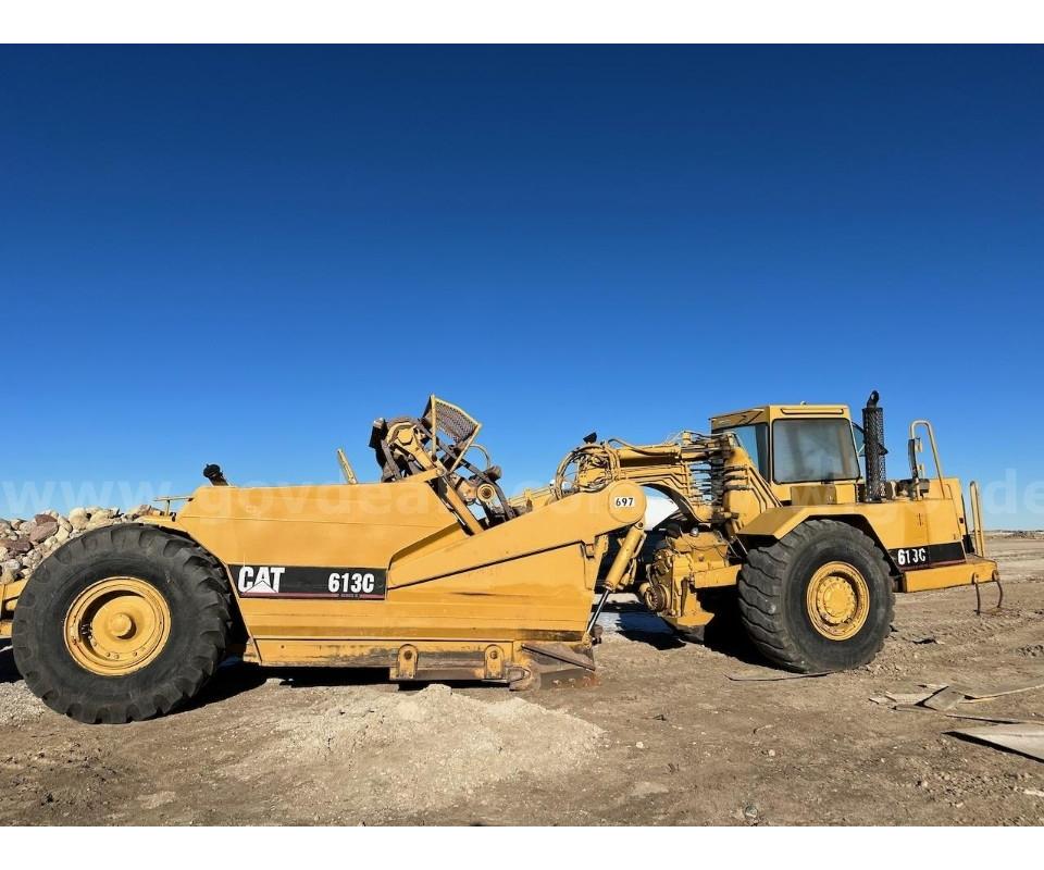 2002 Caterpillar 613C Motor Scraper