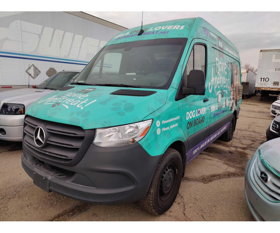 2021 & 2020 Mercedes Sprinter Vendor/Merchandise Vans, Large Lot of Dog ...