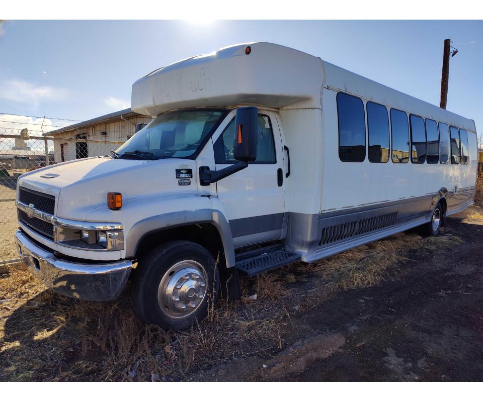 2008 CHEVROLET C5500 SHUTTLE / PARTY BUS