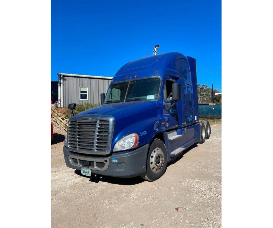 Bank Repossessed Freightliners